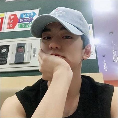 7 Foto Kim Min Kyu Because This Is My First Life Yang Bikin Jatuh Hati