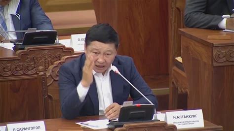 Н Алтанхуяг Чулуу шидэхэд нүүрсэн дээр 60 гаруй хүний толгой л хагарна