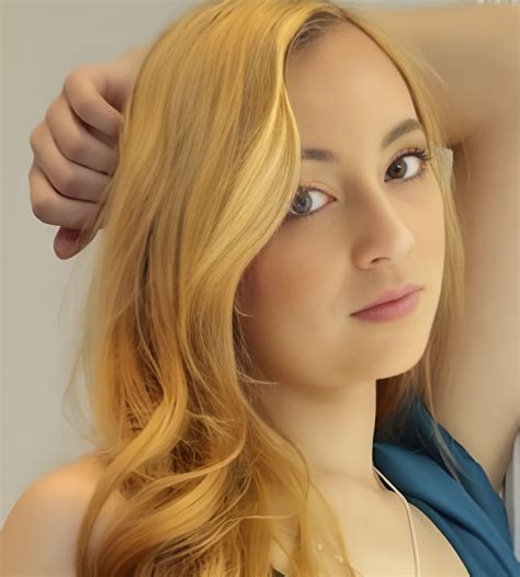 Lolo Punzel Actress Height Wiki Age Biography Boyfriend Weight Career And More