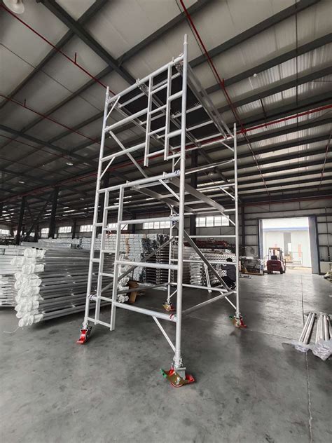 China Aluminum Scaffolding Tower Manufacturers Aluminum Scaffolding