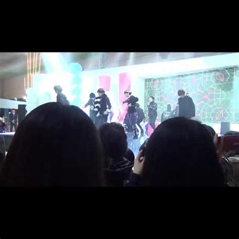 Press Play Just Do It Tumbex