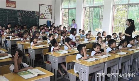 小学初中禁止留级跳级学生升学竞争激烈家长尽力创造学习氛围 知乎