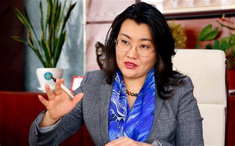 Хөдөлмөр нийгмийн хамгааллын сайдад нэр дэвшүүлсэн А Ариунзаяа гэж хэн бэ