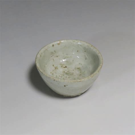 仙遊洞 李朝 白磁 堅手 ぐい呑み