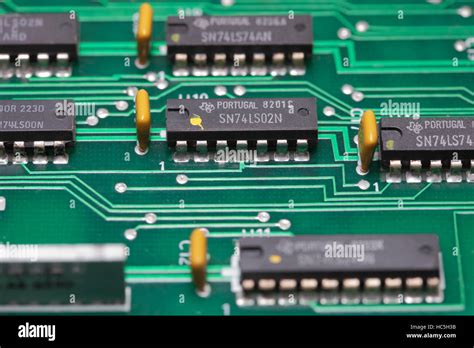 LS TTL Logic Gate Chips On PCB Stock Photo Alamy