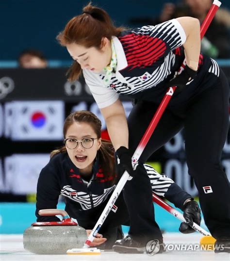 국민영미 컬링 김영미 어리둥절감사할 따름이죠 디스패치 뉴스는 팩트다