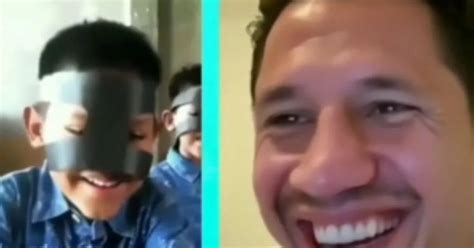 Джанлука Лападула зірки в ніжному відео з двома дітьми які імітували його маску Infobae