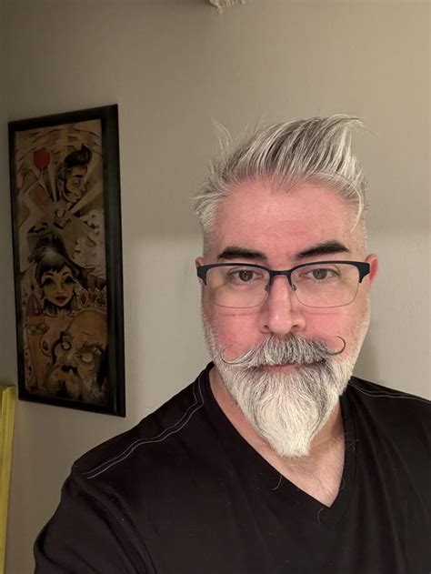 Still Bearding… R Beards