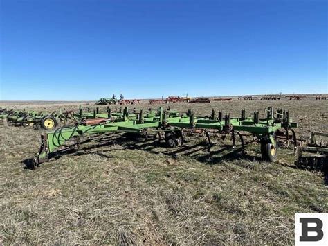 John Deere 200 Chisel Plow Booker Auction Company John Deere 200 Chisel Plow Booker Auction Company