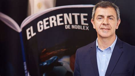 Inspiró la premiada película El gerente y es el cerebro detrás de la campaña de marketing más