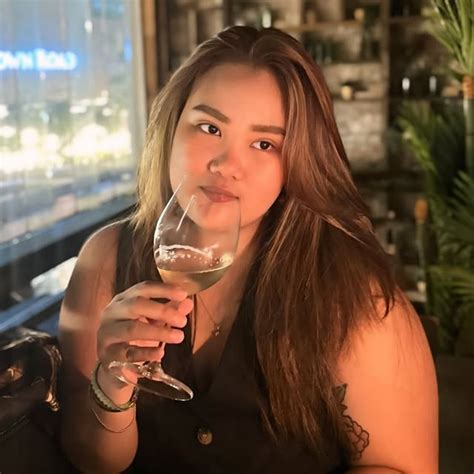 Julie Del Rosario Juliedelrosario Threads Say More