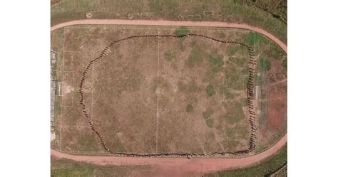 Ръководството на металурзите към Министерство на спорта Помогнете на