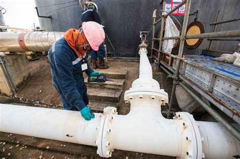 Premium Photo Male Worker Inspection Ultrasonic Thickness Pipeline