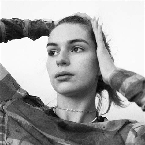 Adèle Castillon Concert 2026 Dates Et Billetterie En Ligne