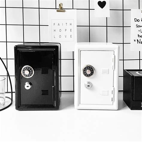 철제 캐비넷 저금통 미니 금고 지폐 저축 개인금고 비밀 금고 보관함 빈티지 앤틱 유니크 인테리어 소품 에이블리