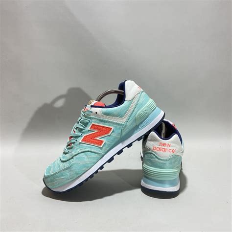 Кросівки New Balance 574 — ціна 700 грн у каталозі Кросівки Купити жіночі речі за доступною
