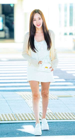 [사진]박민영 자체발광 출국길 Osen