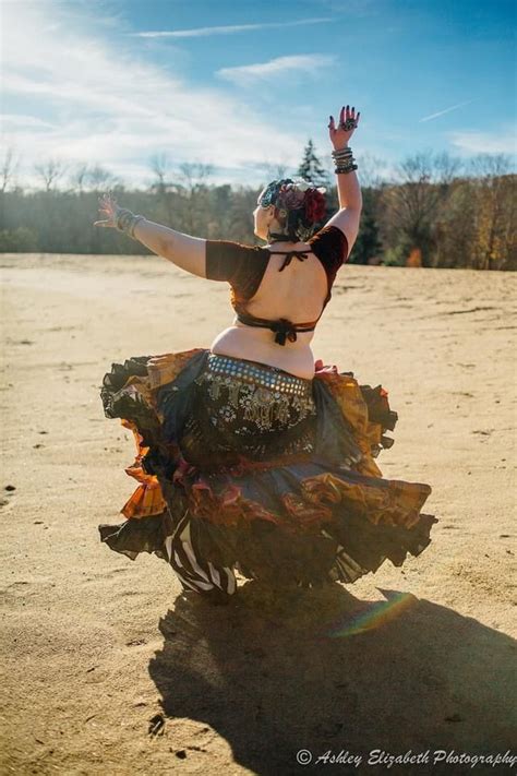 Pin By Zagarita On Ats Belly Dance Fashion Fanny Pack