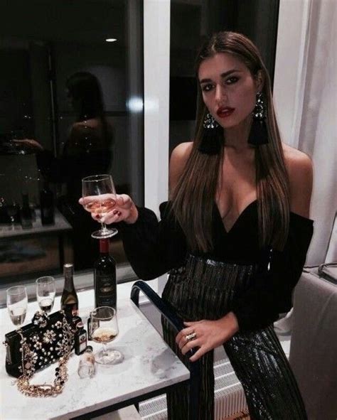 What To Wear To A Nightclub Club Outfits For Inspo Artofit