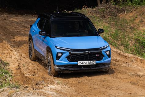 타봤더니 완성형 진화한 쉐보레 더 뉴 트레일블레이저 딜사이트