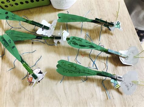 가을 곤충 만들기 이번엔 사마귀 만들기에요 나무막대와 집게를 이용해서 간단하게 만들수 있어요 사마귀 가을 공예 움직이는 장난감 만들기