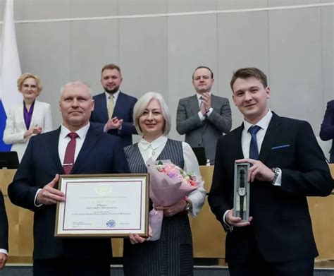 В Госдуме наградили ветерана из Подмосковья который сбил дрон ВСУ из ружья