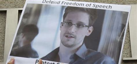 Сноудън засипан от предложения за пари брак и жилище Profit Bg