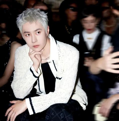 Only Fans Are Angry And Angry Bojun Yixiao Was Still Tied Up And He Was Still Locked Up And