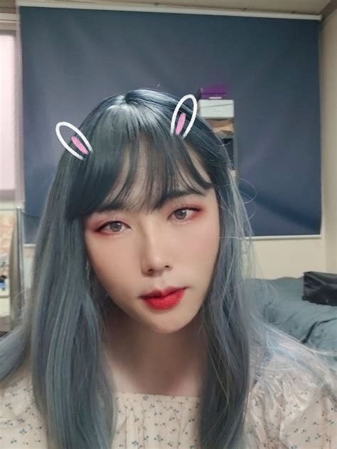 자지먹고픈대 몸이 안따라주네염 만남 한번 하려면 준비과정이 넘 김 ㅠㅅㅜ 시언한~~~모텔에서 캔맥하나 딱~ 까가지고 한모금하구 안주로 꼬추한입하구 응 그러고싶다고