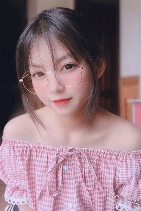 Sexy Hot Girls Cute Girls Asian Glasses Girl Facial Girls Couture