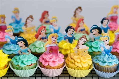 Princess Cupcakes Easy Disney Princess Cupcakes With A Video Tutorial