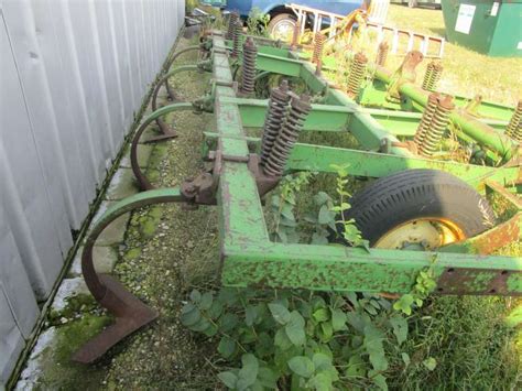 Jd Chisel Plow 100 Advantage Land Cog3 Auction South Dakota And