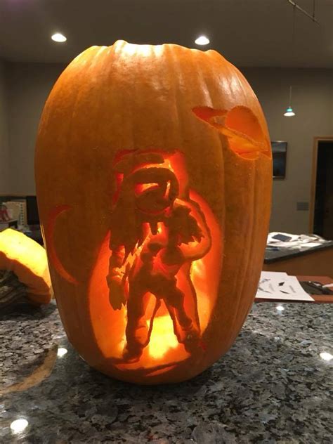 Astronaut Pumpkin Stencil