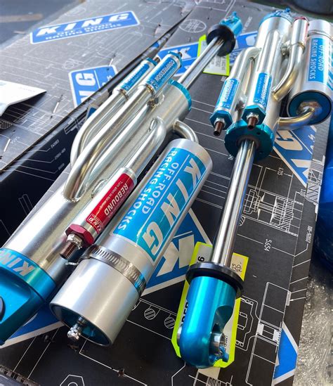 Custom Spec King Triple Bypass Shocks Accutune Off Road
