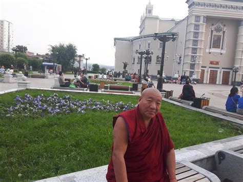 ШҮДЭЭ АВАХУУЛАХАД БИД ЯМАР ИХ АЙЖ САНДАРДАГ БИЛЭЭ ЭРЛЭГИЙН ЭЛЧ ГЭДЭГ ЭНЭ ТӨДИЙ ӨЧҮҮХЭН ЗҮЙЛ БИШ