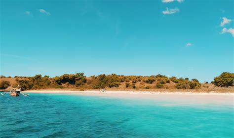 롬복 핑크비치 스노클링 투어