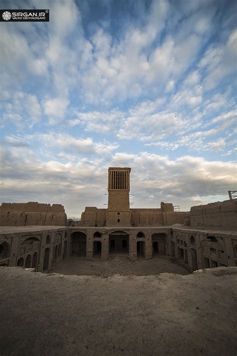 وحید دهیادگاری سیرگان