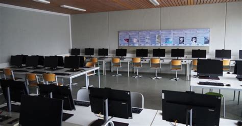 194 Neue Computer Für Die Mengener Schulen