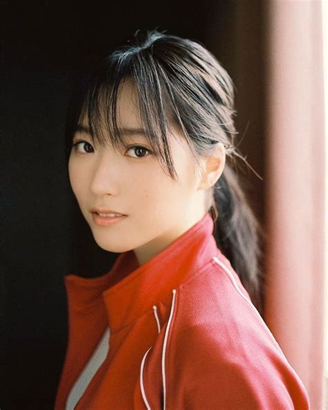 片岡 凜 Rin Kataokaはinstagramを利用しています「おはようございます。本日発売、集英社様の週刊ヤングジャンプにて、表紙と