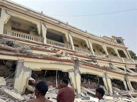 နှစ်ပေါင်း ၉၅ နှစ်အကြာတွင် အင်အားပြင်းထန်သော ငလျင်ကြီး ၂ ကြိမ်လှုပ်ခတ်ခဲ့ပြီး အင်အားရှိ ငလျင်ငယ