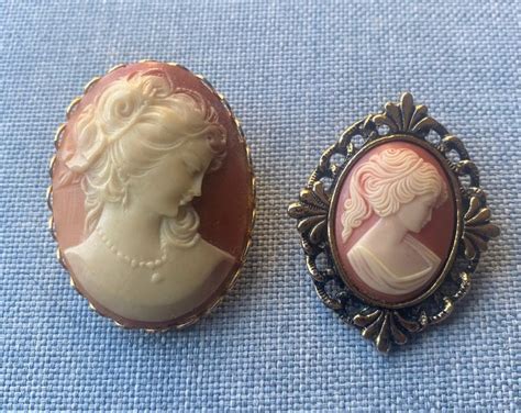 Vintage Cameo Brooch Lot Set Of 2 Victorian Style Gold Tone Faux Shell
