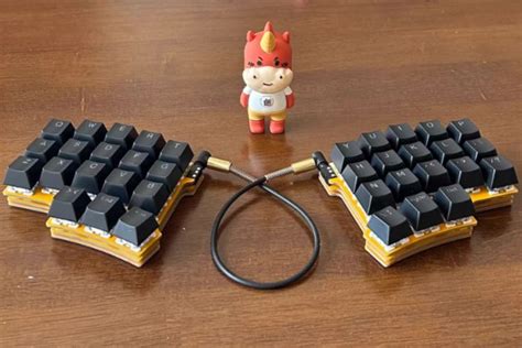 X7 Split Ergonomic Keyboard Custom Wired Single Mode Hot Plug Rgb Sofle Split Keyboard Layout