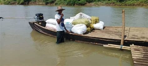 အရာတော်မြို့နယ်ရှိ စစ်ဘေးရှောင်ပြည်သူများကို စားသောက်ကုန် ပစ္စည်းများ လှူဒါန်း Khit Thit Media
