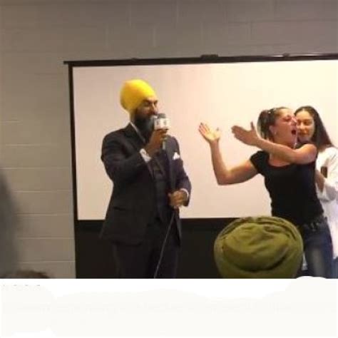 Jagmeet Singh Explains Why He Didnt Tell That Heckler Hes Sikh Not