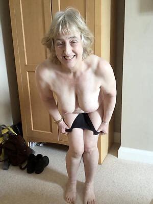 Erotic Women Pics Naked Women Galleries