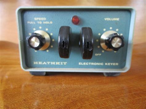 Vintage Electronic Keyer Pictures
