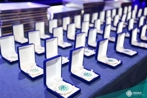 ექთნის დღე 2018 ევექსი კლინიკები