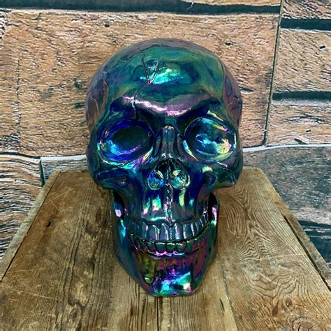 Skull Oversize Black Iridescent Make A Scene