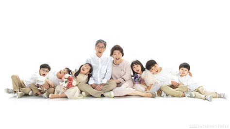 베이지컨셉 가족사진 갤러리 레인보우 스튜디오