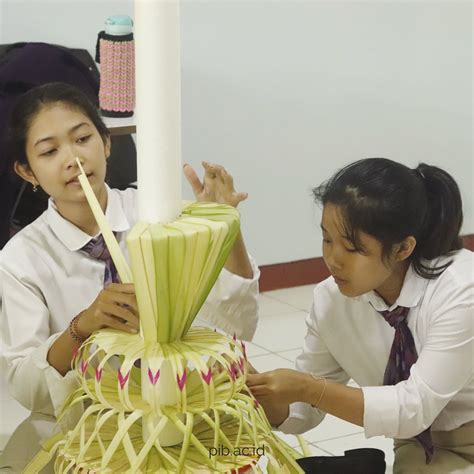 Pib College These Gorgeous Gebogan Bunga Were Carefully